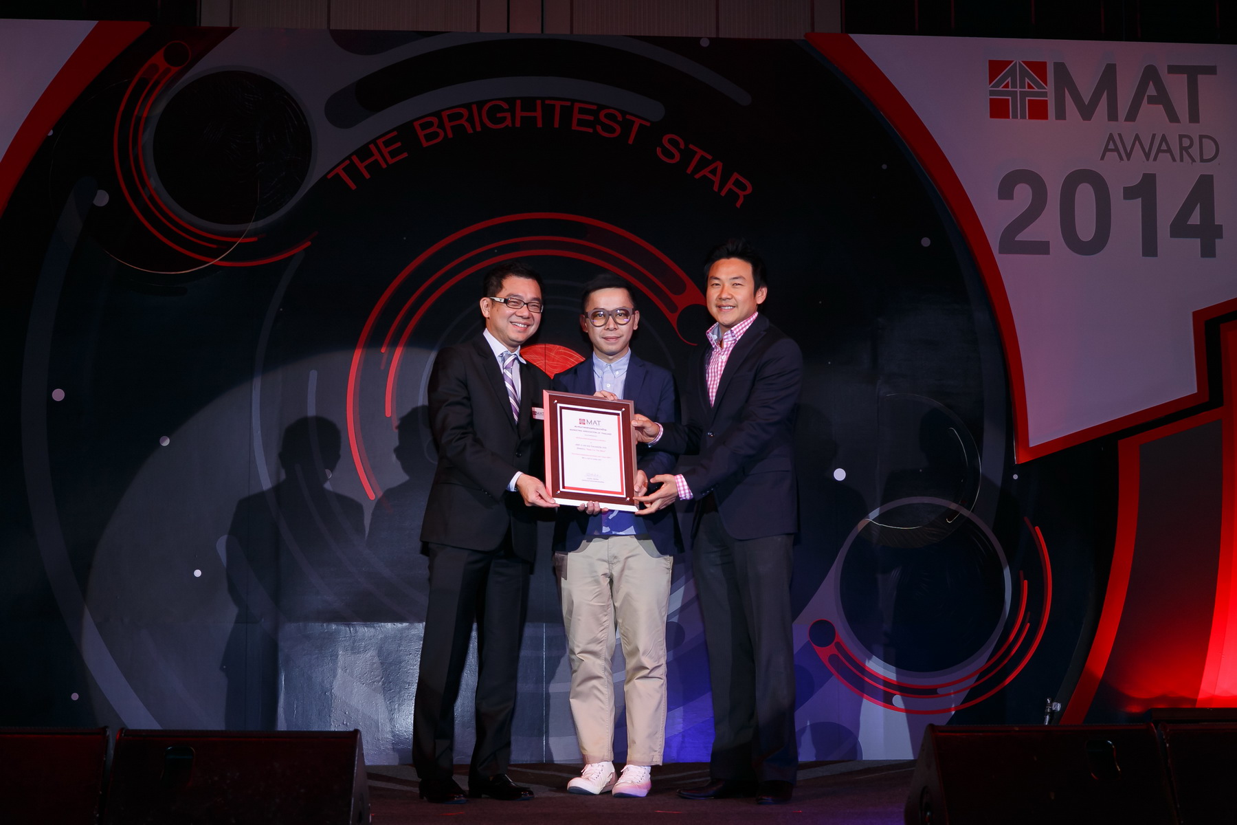 ซัมซุงเจ๋งคว้า 2 รางวัลจากเวทีสุดยอดแคมเปญการตลาดแห่งปี “MAT Award 2014”
