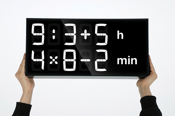 The Albert Wall Clock นาฬิกาสำหรับคนที่ต้องการฝึกสมอง | nAtz