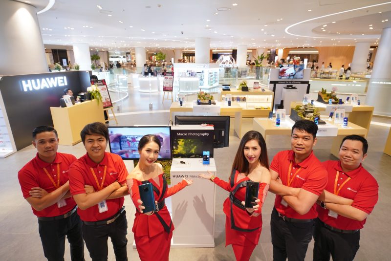 เปิดม่าน Huawei Experience Store แห่งใหม่ ณ ศูนย์การค้า ICONSIAM