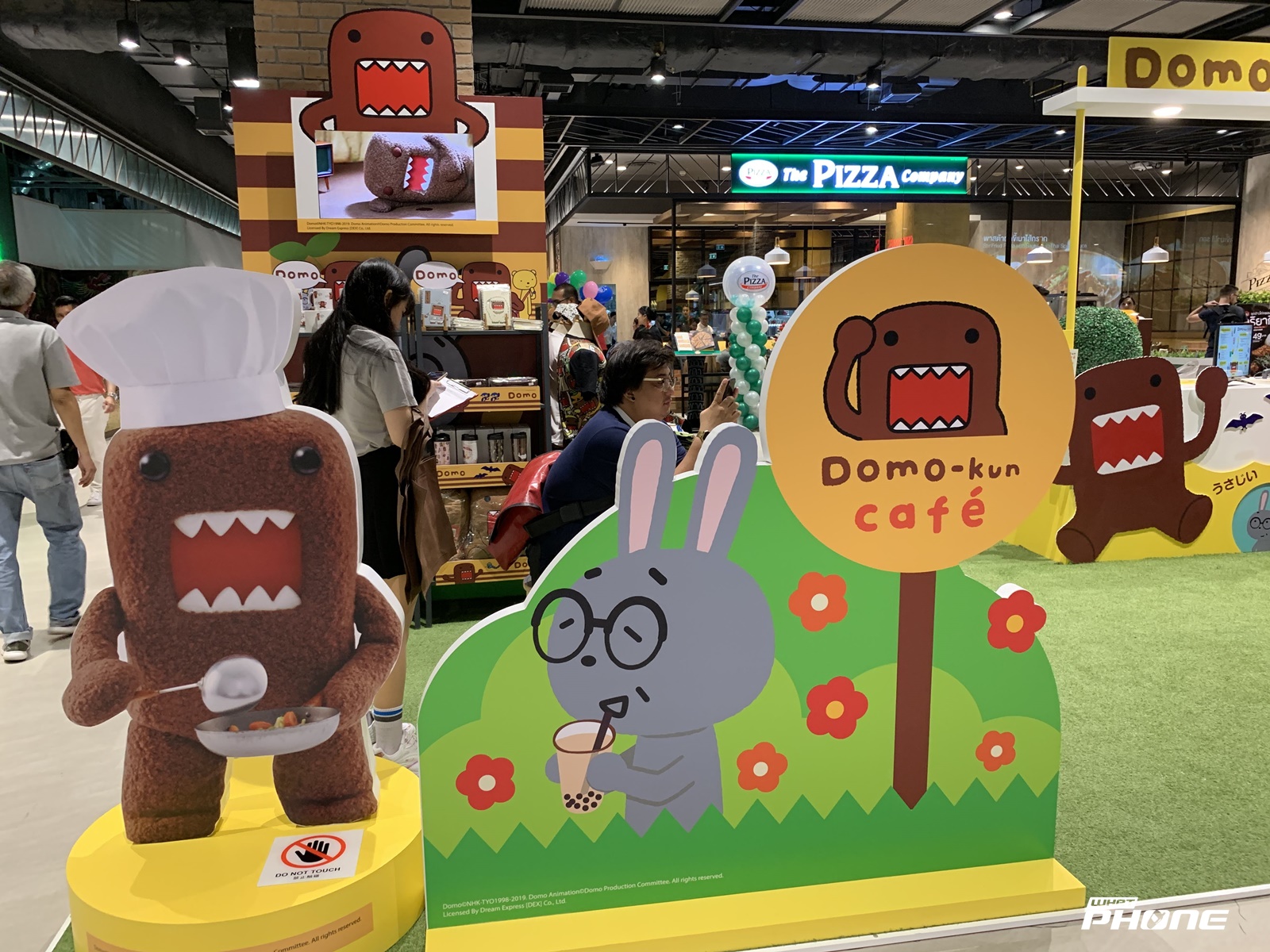 Domo-Kun Cafe at The Market (2)