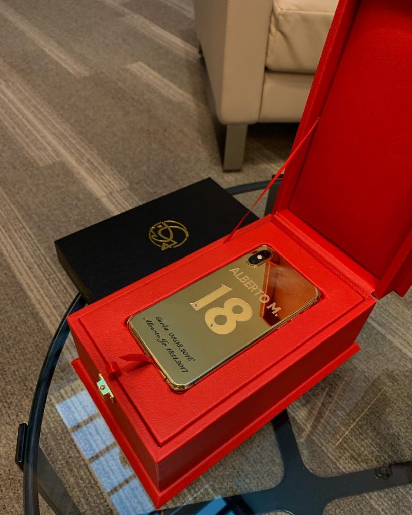 iDesign Gold เตรียมส่งมอบ iPhone Xs ทองคำ 24K ให้กับนักเตะ Liverpool ...