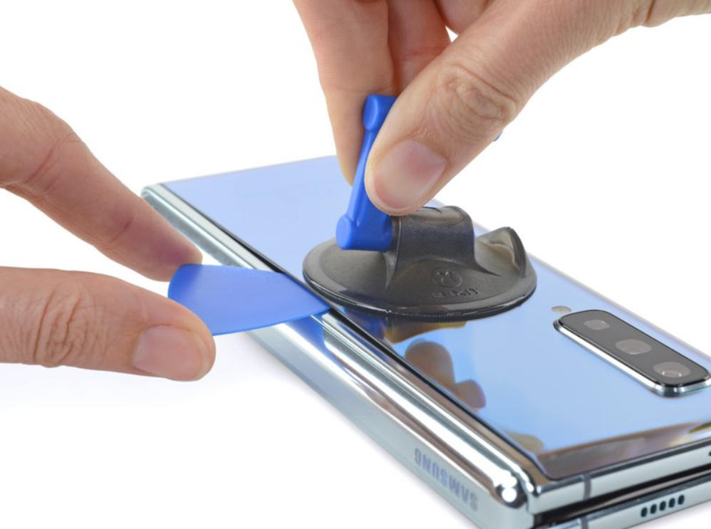 เมื่อ iFixit จับ Samsung Galaxy Fold แกะชิ้นส่วน ได้คะแนนไป 2/10 เท่านั้น