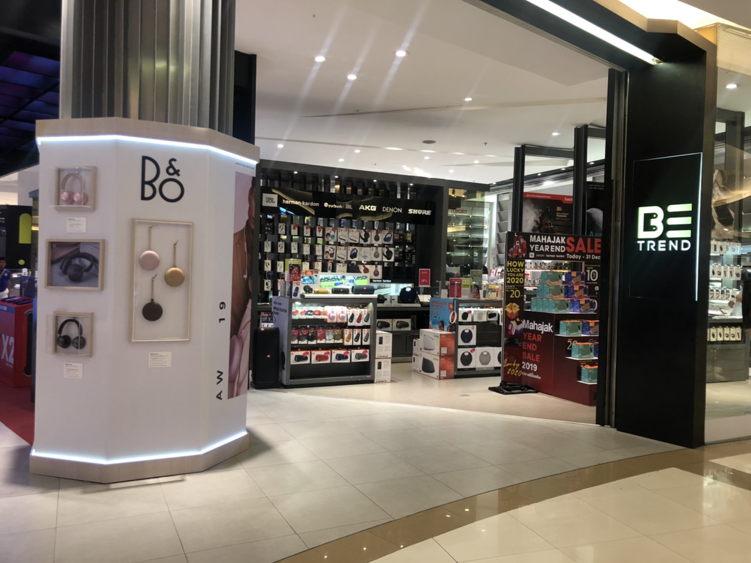 RTB จับมือ BEtrend อัพเดทเทรนด์แฟชั่น Autumn Winter Collection 2019