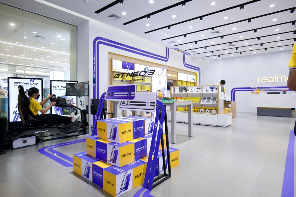 พบกับ realme Brand Shop ที่แฟชั่นไอส์แลนด์ โฉมใหม่ ในสไตล์ Racing ...
